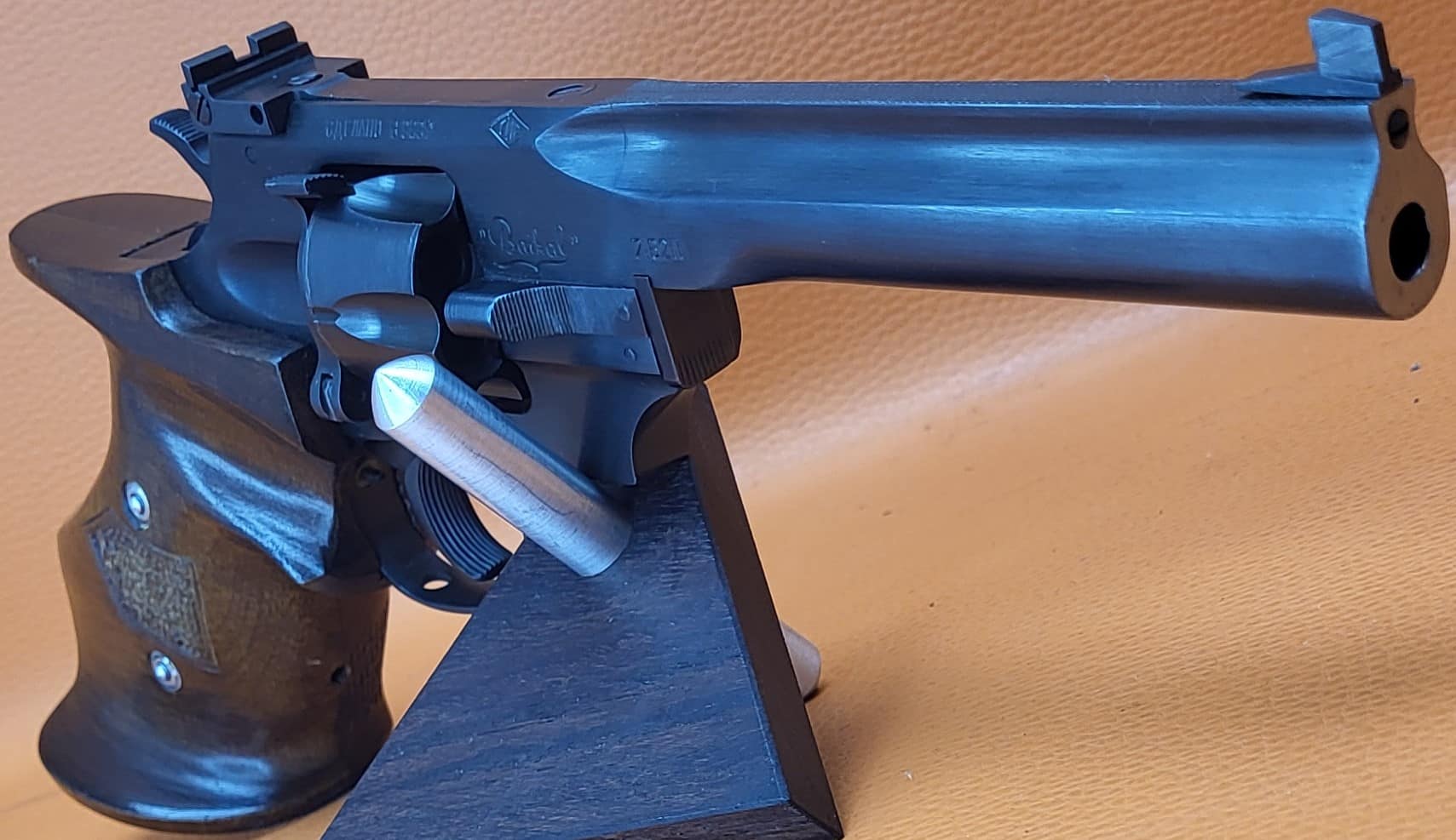 Online-Waffen-MV Wysluch GmbH – Russland – Sportrevolver Baikal Toz 49 ...