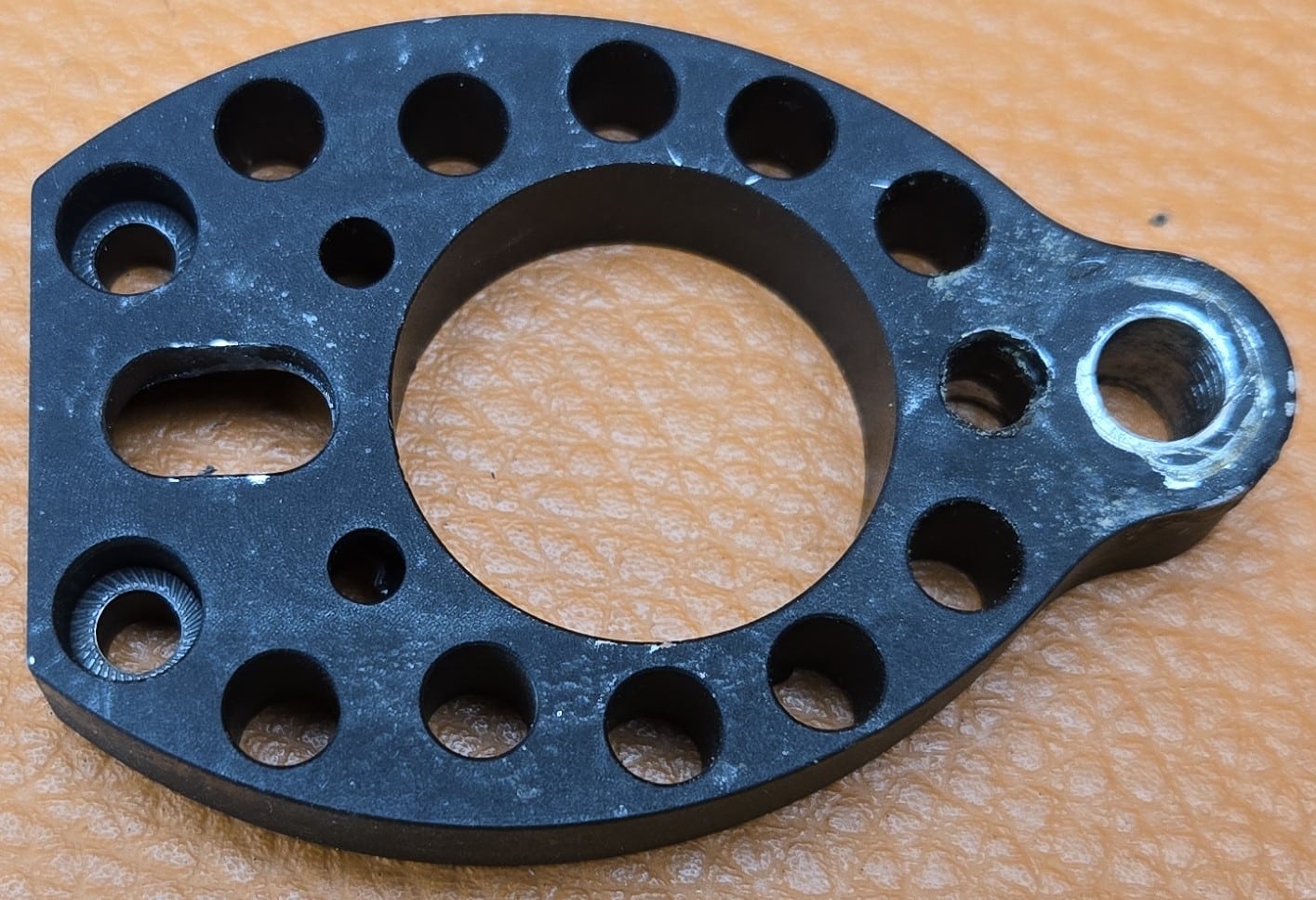 Online-Waffen-MV Wysluch GmbH – Original TSK Winkelplatte Trap gebraucht